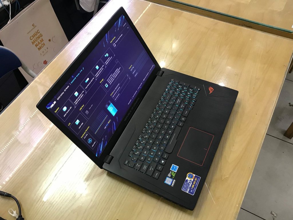 LAPTOP ASUS ROG STRIX GL753VE /i7 7700HQ /8Gb /1Tb /17.3″ FHD IPS ...