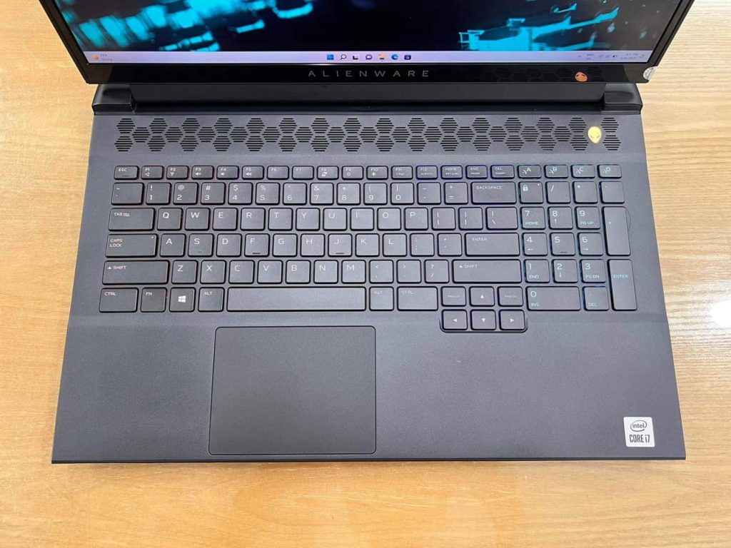 Dell Alienware M17 R4 Core i7-10870H /16GB /1TB /RTX 3070 8GB /17.3 ...