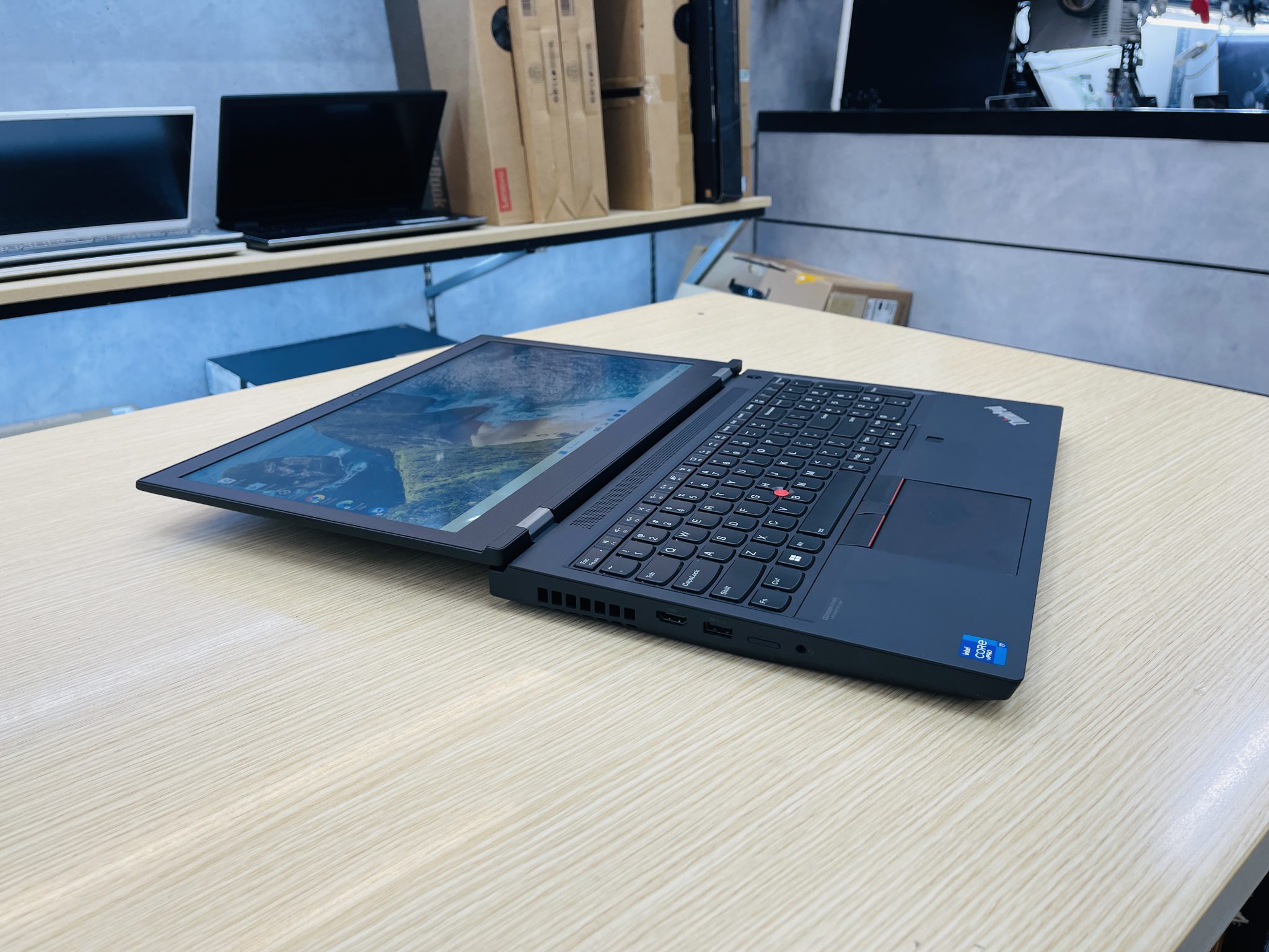 Lenovo Thinkpad P15 Gen 2 (2021) – Mobile WorkStation – Shop Công Nghệ ...
