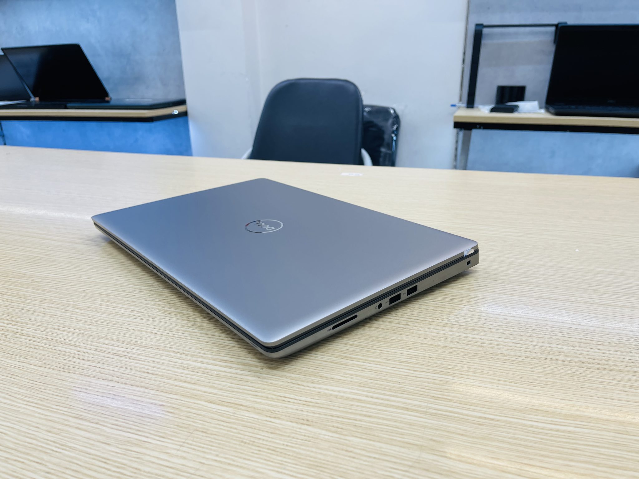 Dell Precision 7560 (2021) – Shop Công Nghệ TLD – Laptop TLD